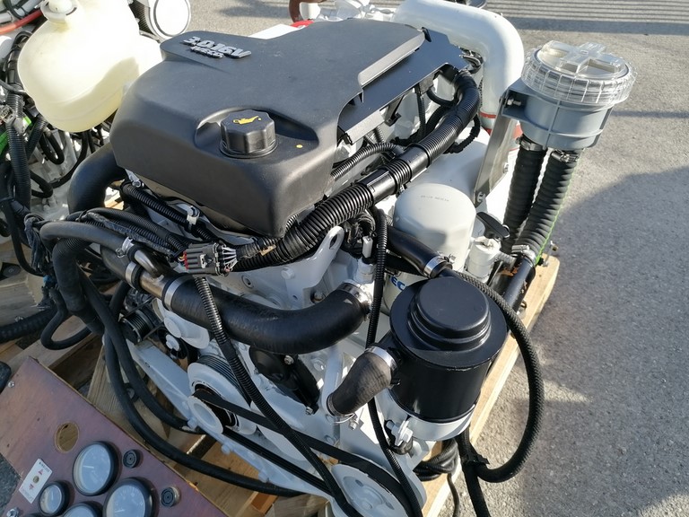 moteur FPT S30 IVECO marine 230cv